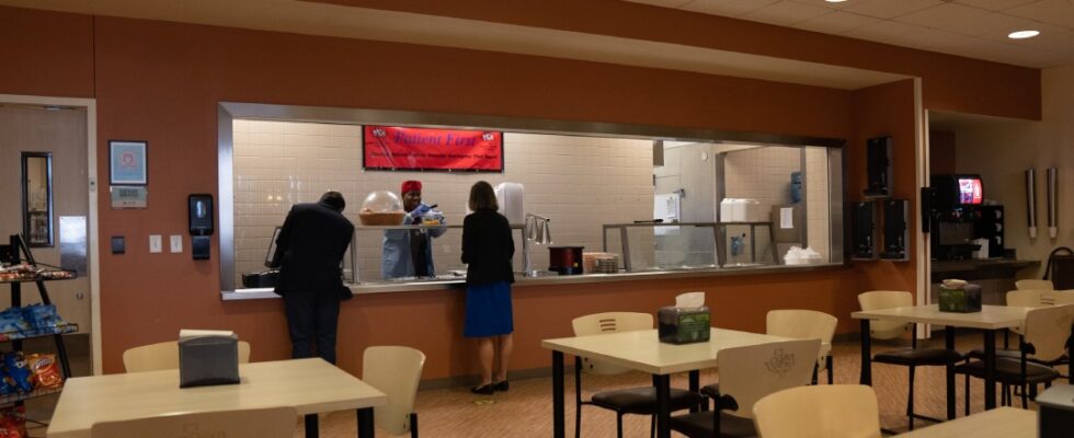 Food and Nutrition Offered at Martin County Hospital